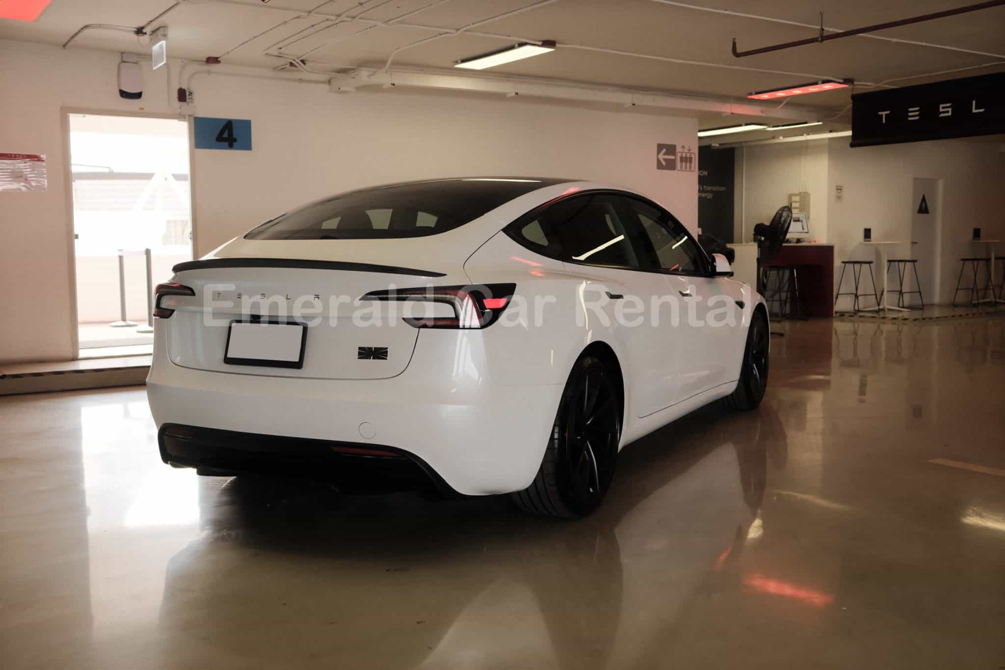 Tesla Model 3 Highland Performance รหัส รถ EV เช่า EV Rent Thai